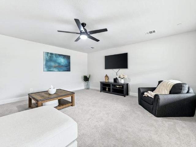 7821 Sunset Boulevard