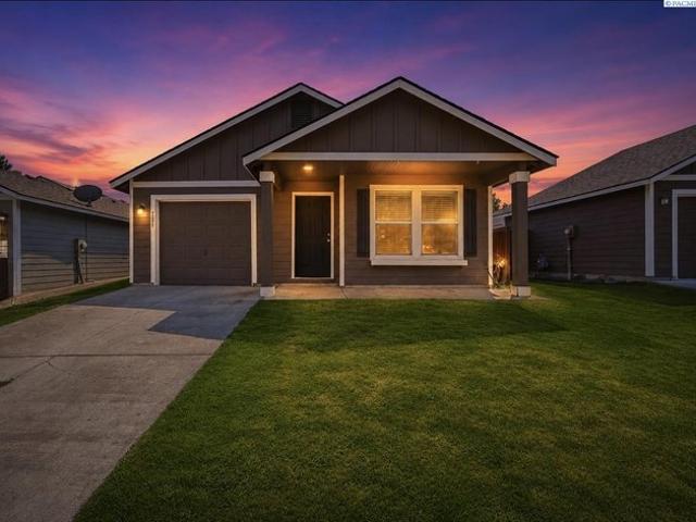 7821 W 6th Ave, Kennewick, WA 99336
