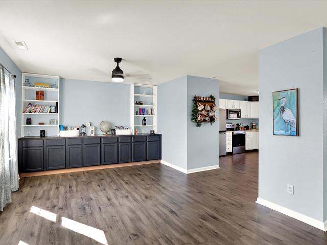 7822 Mullis Lane