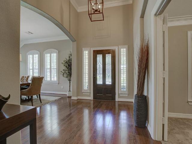 7822 Glencrest Drive