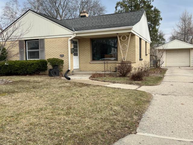 7822 W Oklahoma Ave, West Allis, WI 53219 | MLS #1955 | Compass
