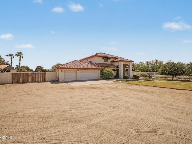 7823 n citrus road