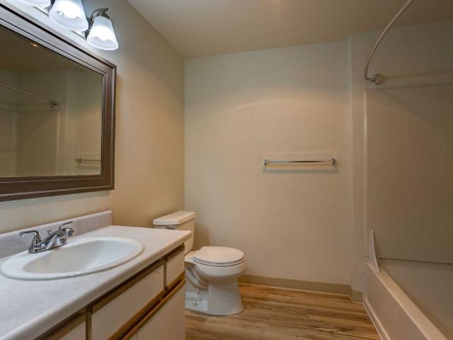 7823 NE Fourth Plain Blvd 2 Bedroom Apartment for Rent at 7823 Ne Fourth Plain Blvd, Vancouver, WA 98662 Ogden