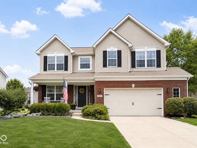 7823 Eagles Nest Blvd, Zionsville, IN 46077