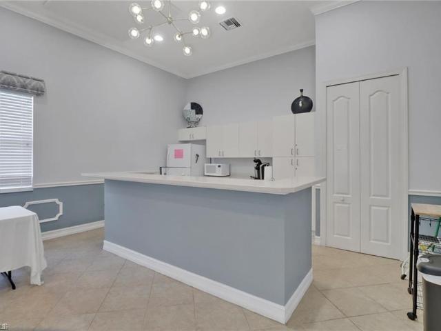 7823 Regal Heron Cir, Unit 105, Naples, FL 34104 | MLS #226024