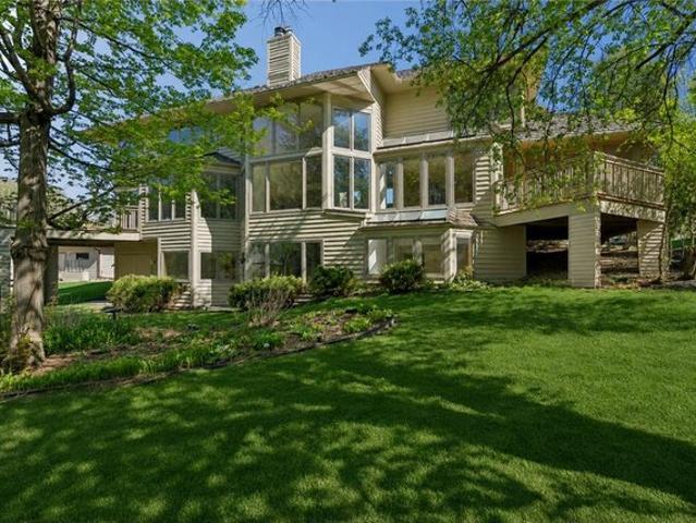 782 Evergreen Knls, Mendota Heights, MN 55118