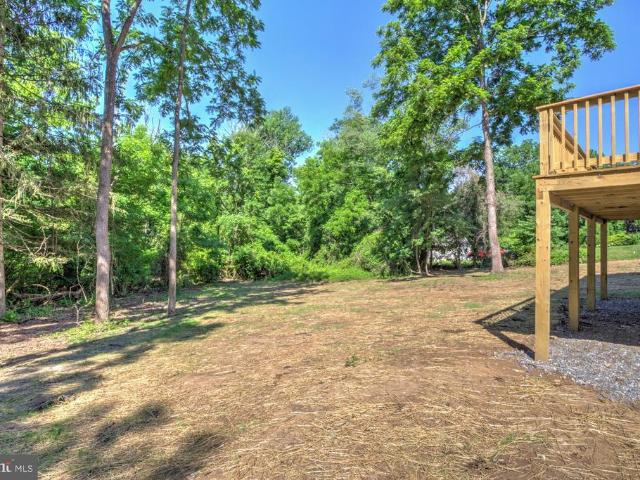782 N Creek Road