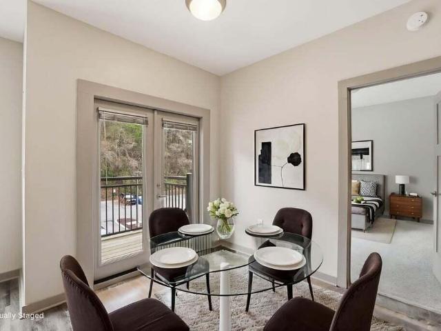 782 Riverfront Parkway