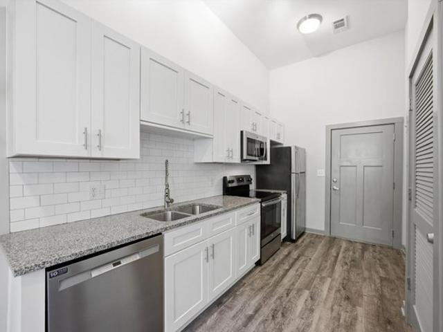 782 Riverfront Pkwy Apt 111, Chattanooga, TN 37402