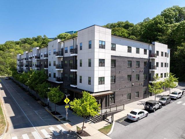 782 Riverfront Pkwy Apt 208, Chattanooga, TN 37402