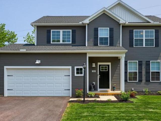 782 Weldon Dr, York, PA 17404