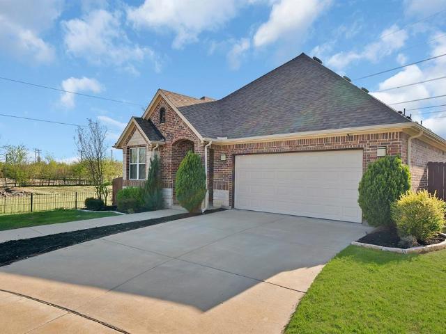 7834 Black Willow Ln, Arlington, TX 76002 | Compass