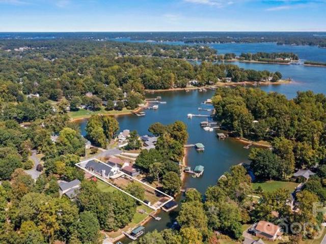7834 Green Cove Ct, Denver, NC 28037