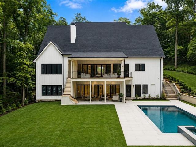 7835 Scenic Drive