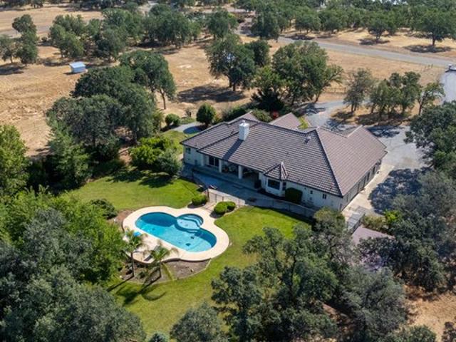7836 Bella Montania Ln, Palo Cedro, CA 96073