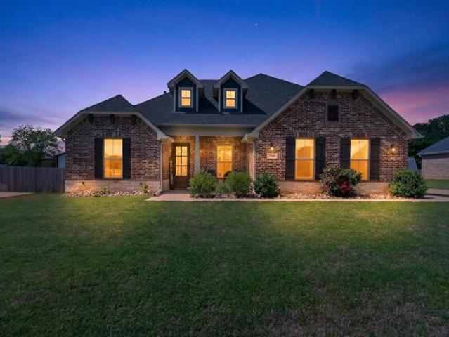 7836 Freestone Dr, Bullard, TX 75757