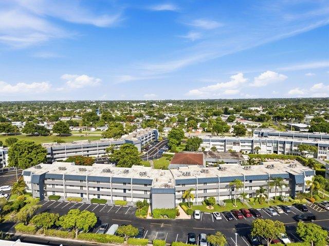 7837 Golf Circle Dr Apt 209, Margate, FL 33063