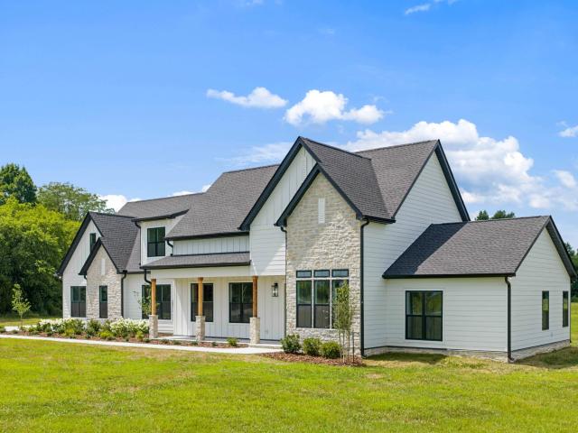 7838 Woodfin Rd