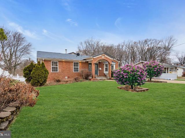 7839 Heritage Dr, Annandale, VA 22003 | MLS #VAFX2294 | Compass
