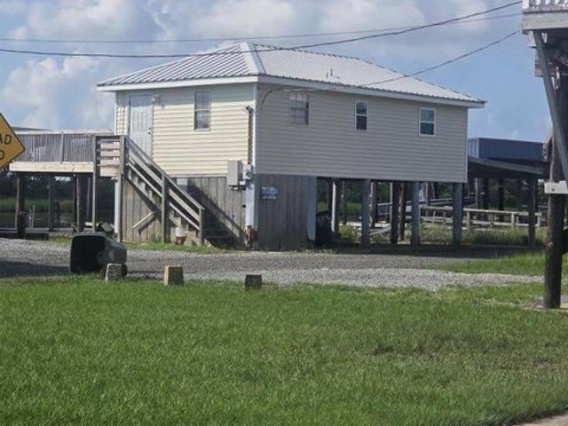7839 Waterfront Dr, Chauvin, LA 70344