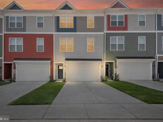 7830 Wolf Run Ln, Severn, MD 21144