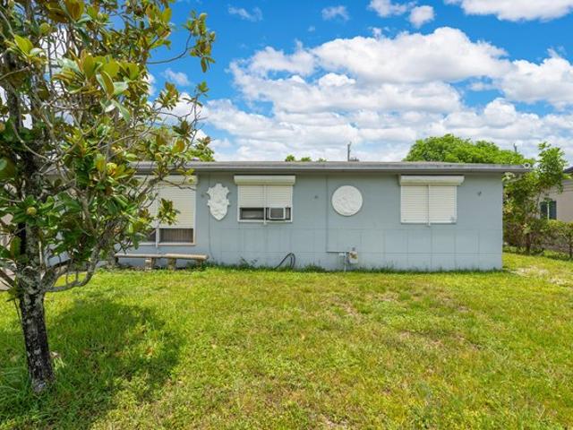 7831 NW 30th St, Hollywood, FL 33024