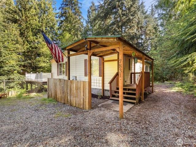 7831 Phillips Rd SE, Port Orchard, WA 98367