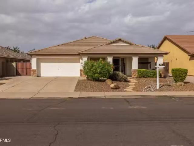 7832 E Osage Ave, Mesa, AZ 85212 MLS 6782211