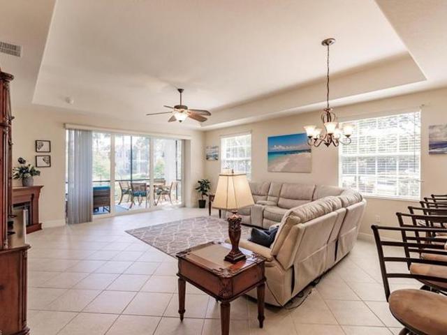 7832 Hawthorne Dr #1902, Naples, FL 34113