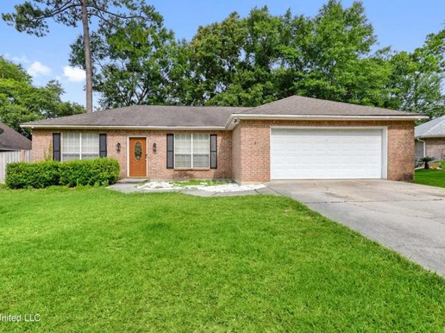 7832 Hilo Pl, Diamondhead, MS 39525
