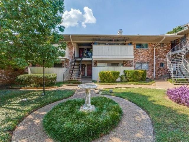 7832 Royal Ln Apt 212, Dallas, TX 75230