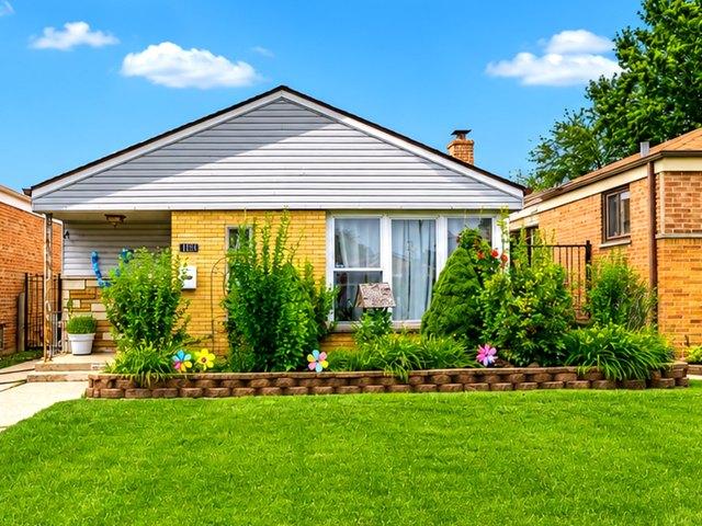 7832 S Christiana Ave, Chicago, IL 60652