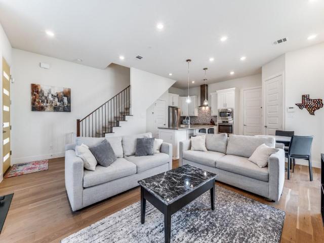7832 Verona Pl, Dallas, TX 75231 | MLS #21236 | Compass