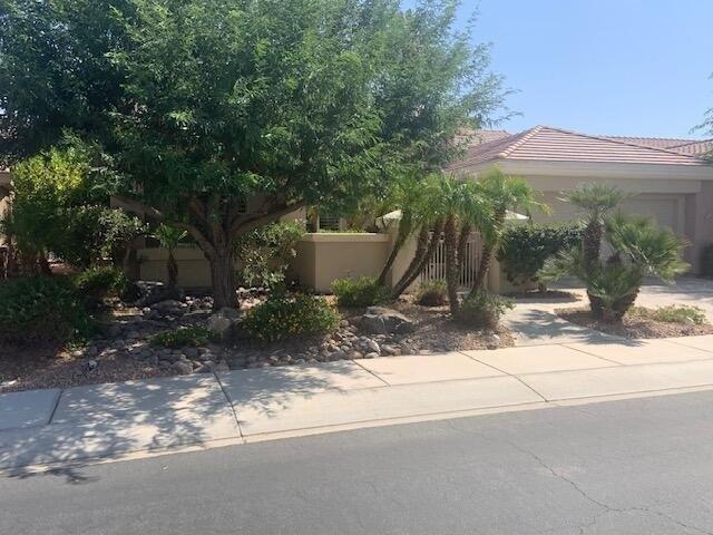 78337 Gray Hawk Drive, Palm Desert, CA 92211