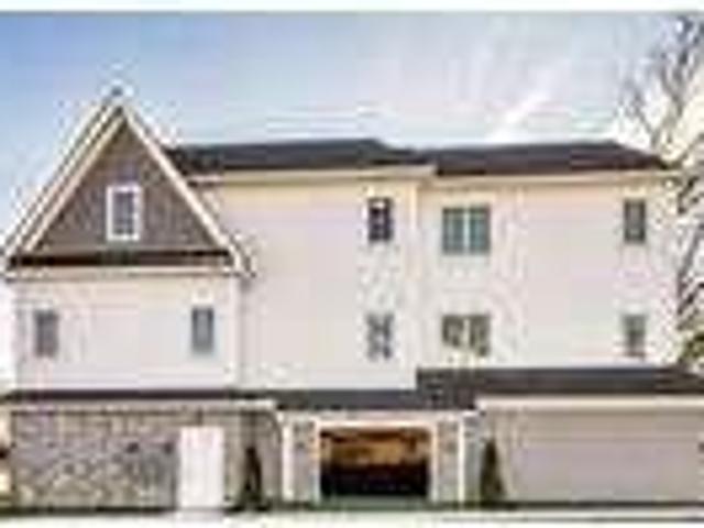 783 Kings Hwy E #208, Fairfield, CT 06825