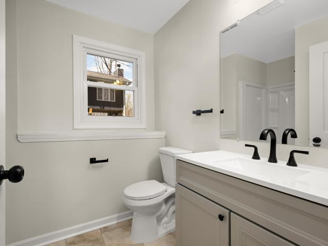 783 W Berwood Ave, Vadnais Heights, MN 55127 | MLS #7056