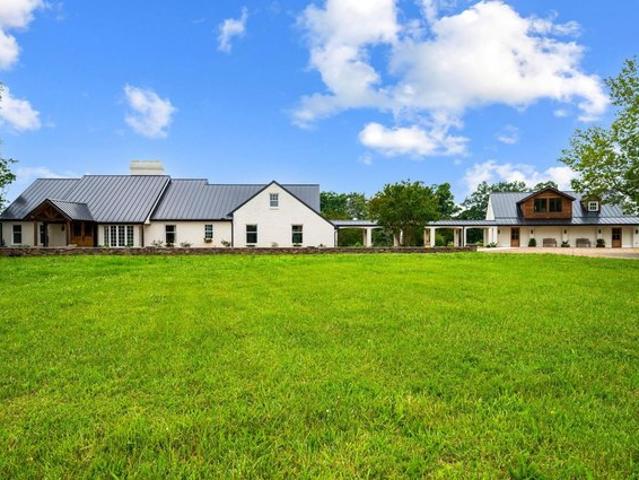 7845 Bear Creek Rd, Gladys, VA 24554