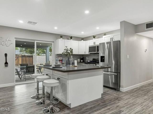 7846 E Belleview St, Scottsdale, AZ 85257