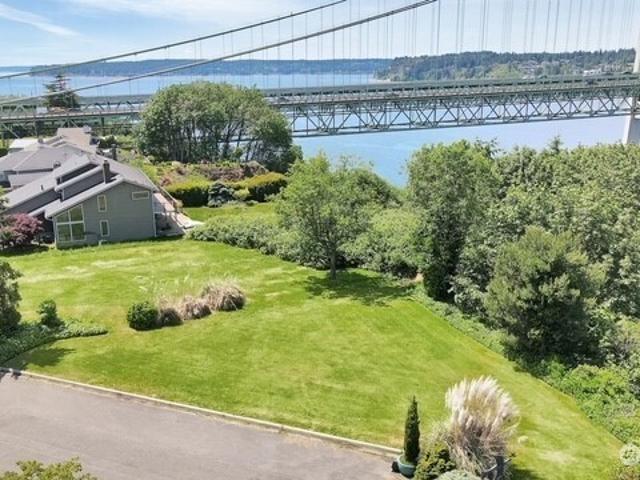 7848 N Woodworth Ave, Tacoma, WA 98406 | MLS #2376 | Compass