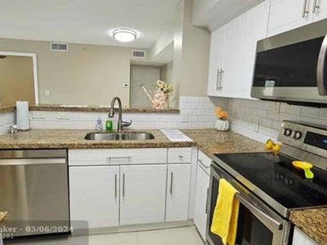 7848 Sonoma Springs Cir #108, Lake Worth, FL 33463