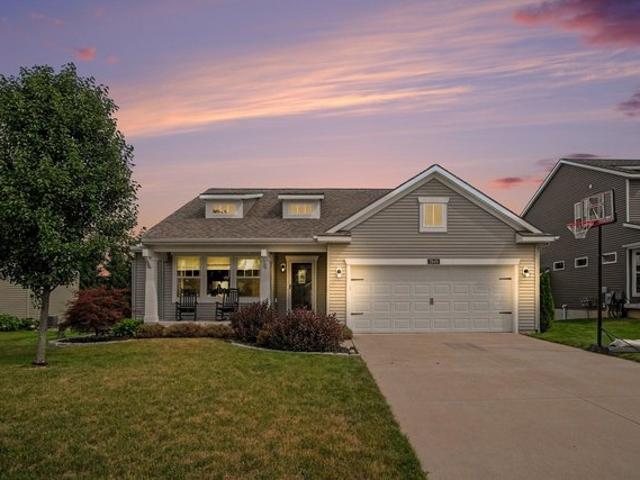 7849 High Knoll Dr SE, Byron Center, MI 49315