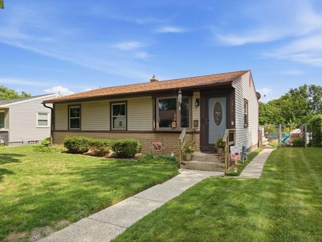 7849 W Herbert Ave, Milwaukee, WI 53218