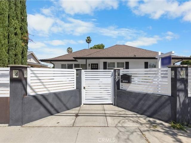 7840 7 Woodlake Ave, West Hills, CA 91304