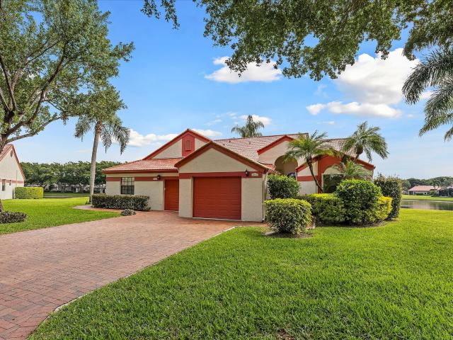 7841 Lexington Club Blvd, Unit B, Delray Beach, FL 33446 | MLS #R11159
