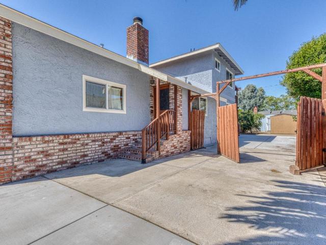7841 Rosanna Street