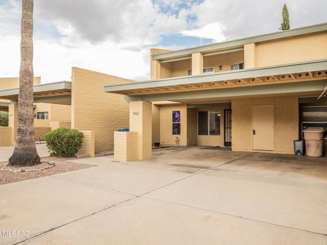 7842 E Rosewood St, Tucson, AZ 85710