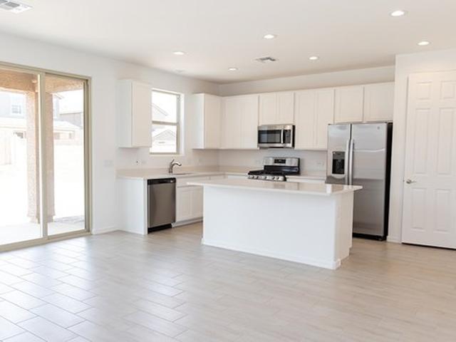 7842 S Star Wash Loop, Tucson, AZ 85757