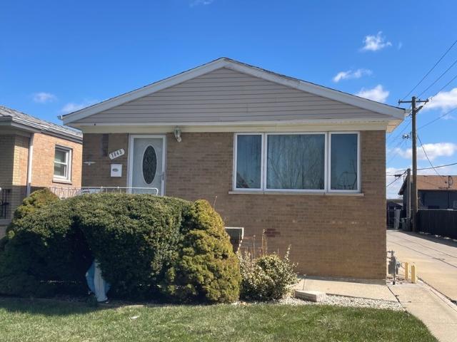 7843 Natchez Ave, Burbank, IL 60459 | Compass