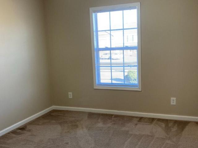 784 Cherrybark Ln # 3
