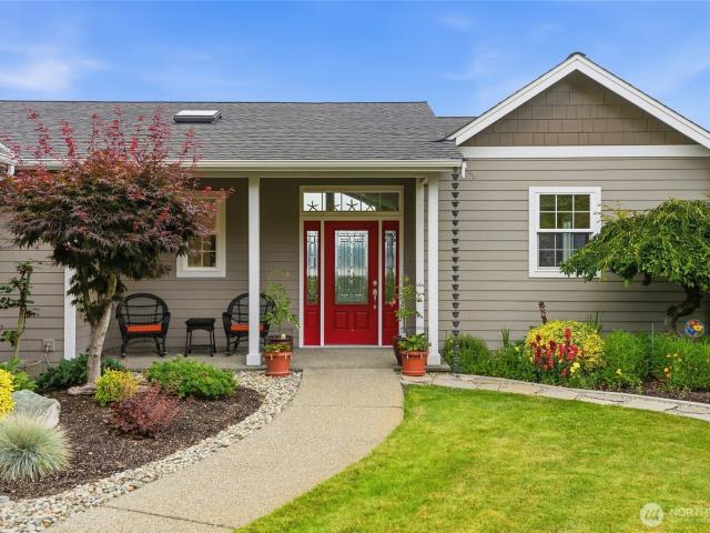 784 Gladstone Drive